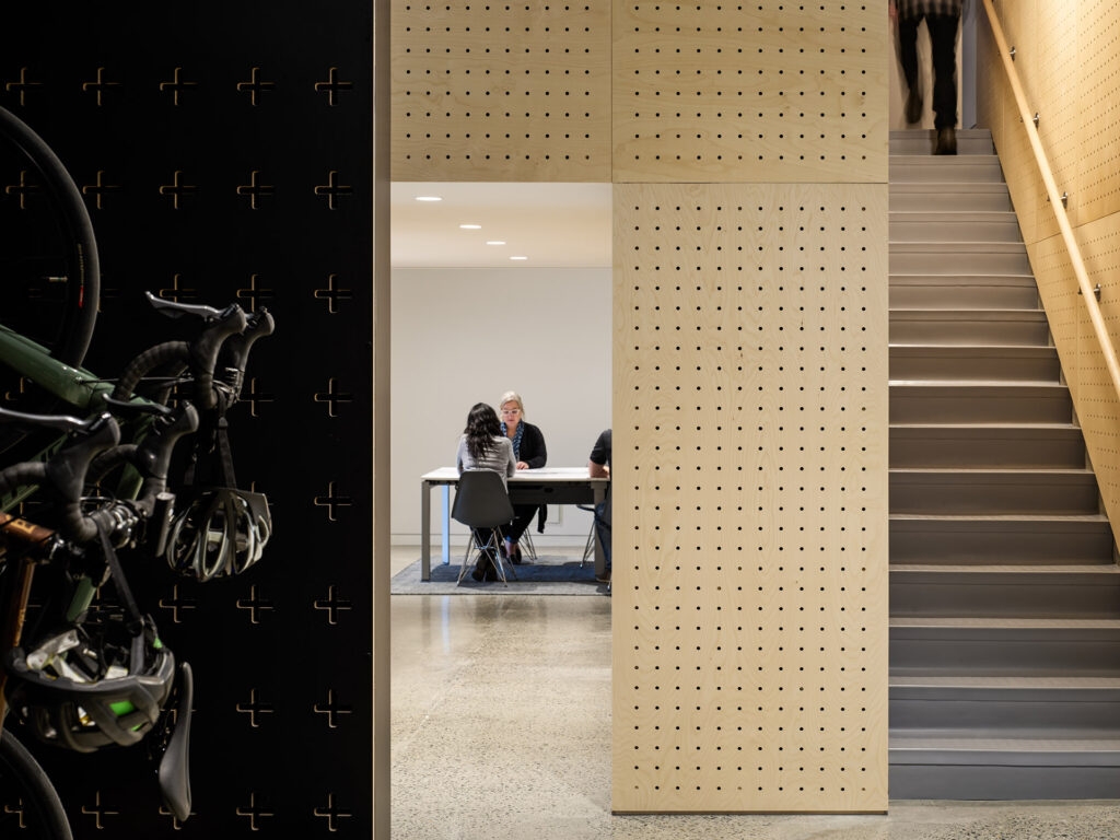 KRA + BON Office Headquarters – Kirsten Reite Architecture (KRA)